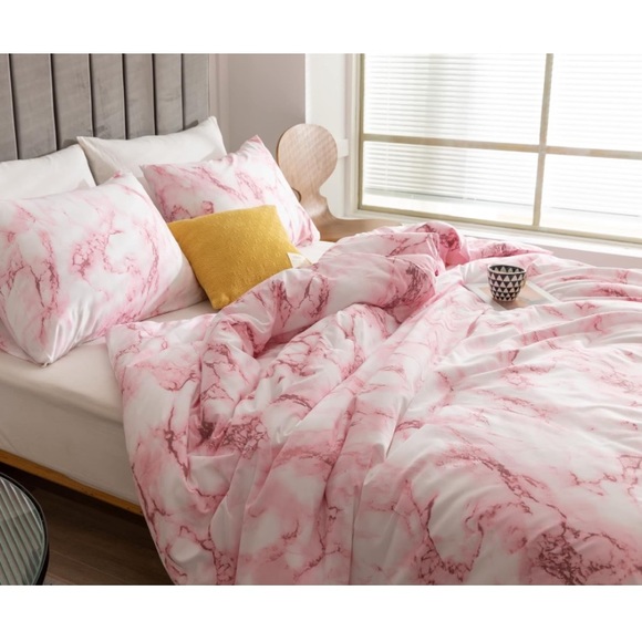 Bedding | Pink Marble Queen Size Comforter Set Bed In A Bag | Poshmark